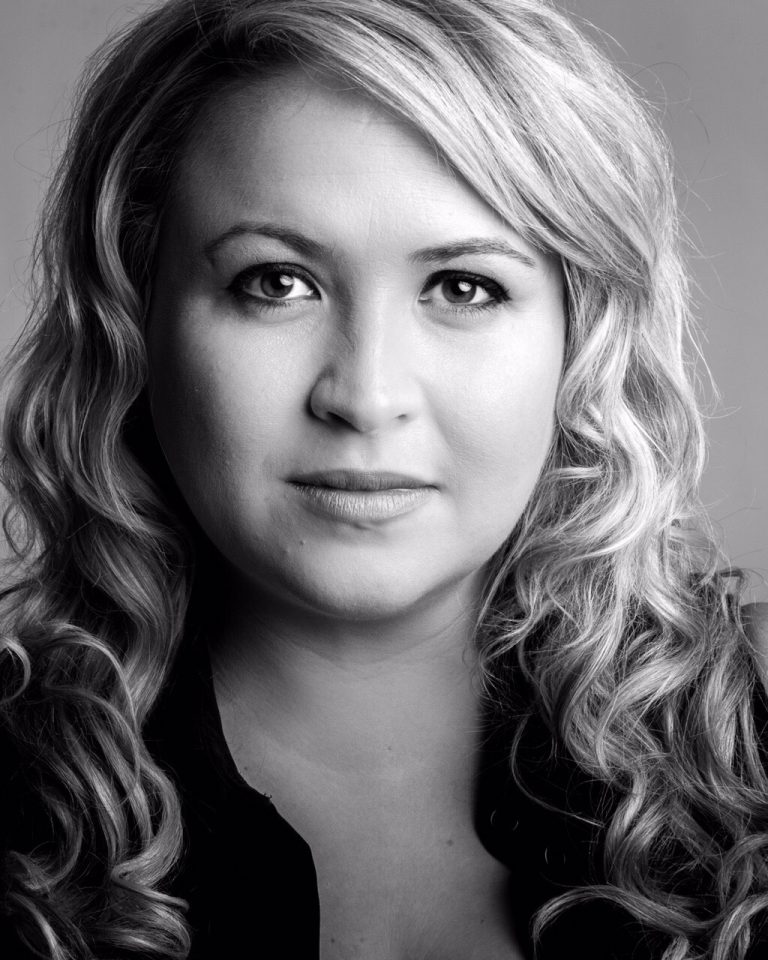 Leah MacRae - Official Website